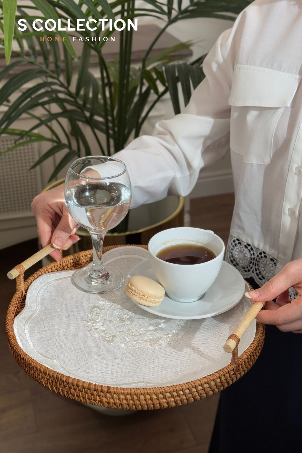 Classic Linen Tray Cover | Timeless Elegance for Your Trays