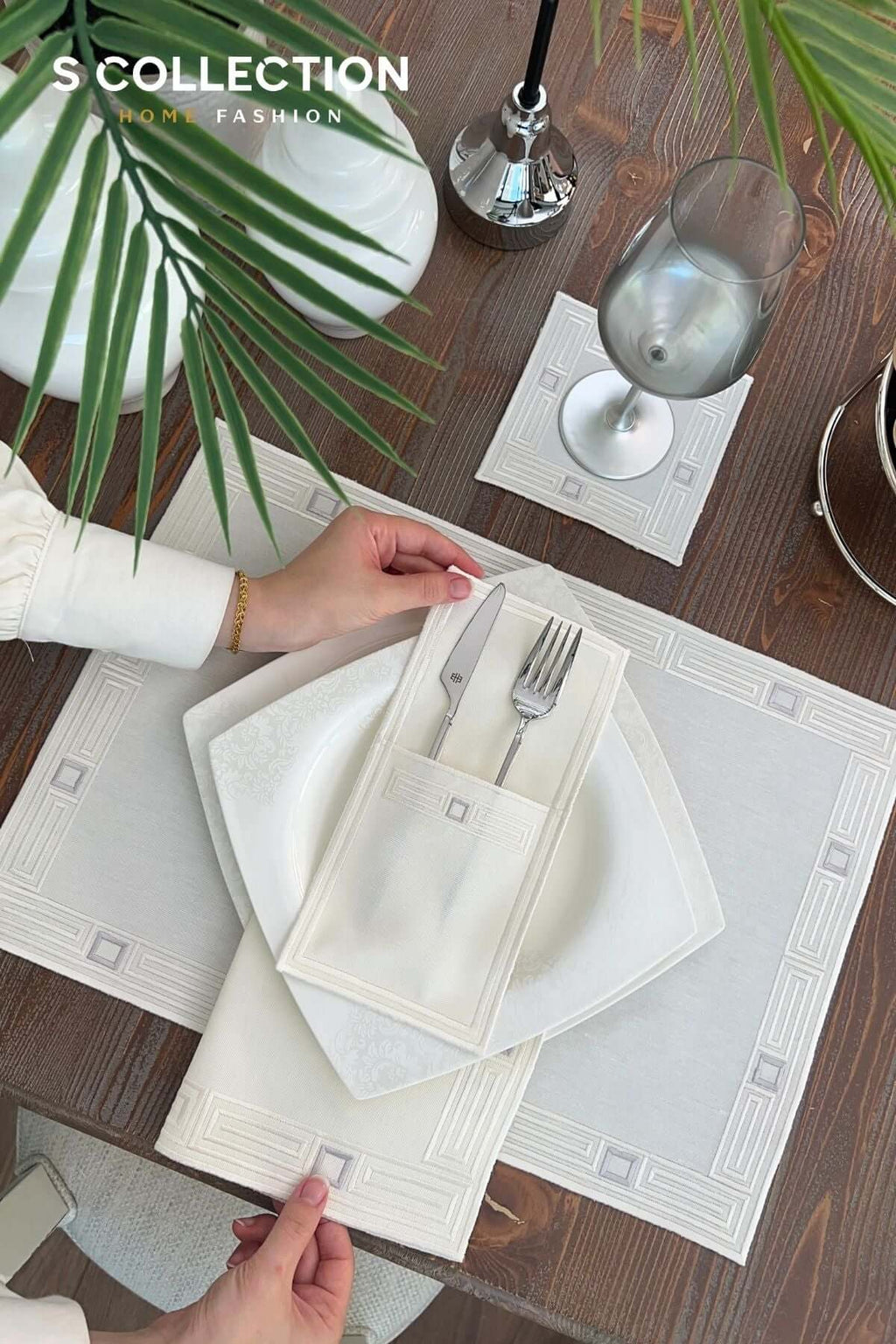 Classy Table Placemat Set to Add Elegance to Your Table