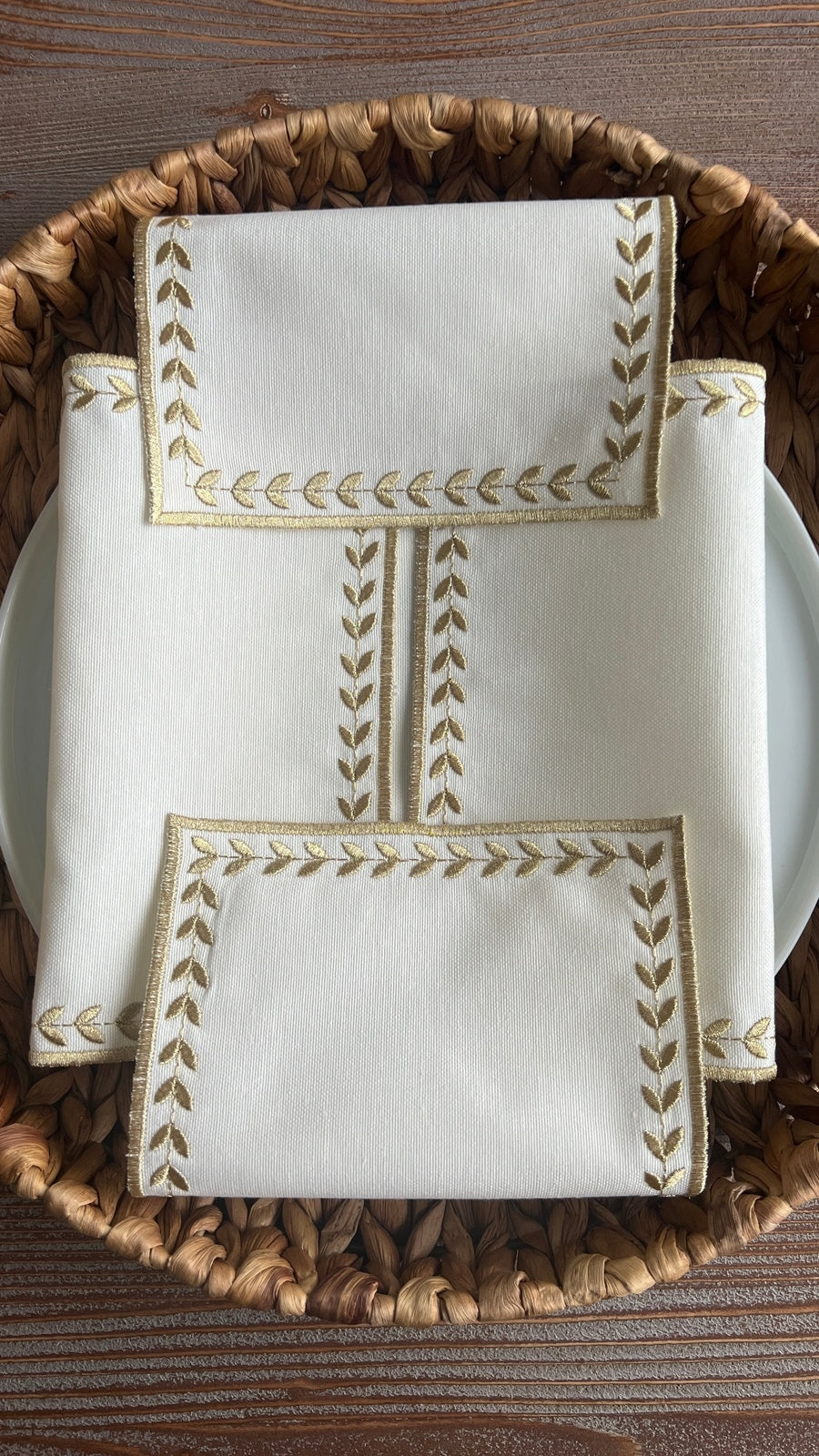 Sophisticated Bread Basket Napkin | Elevate Your Meals